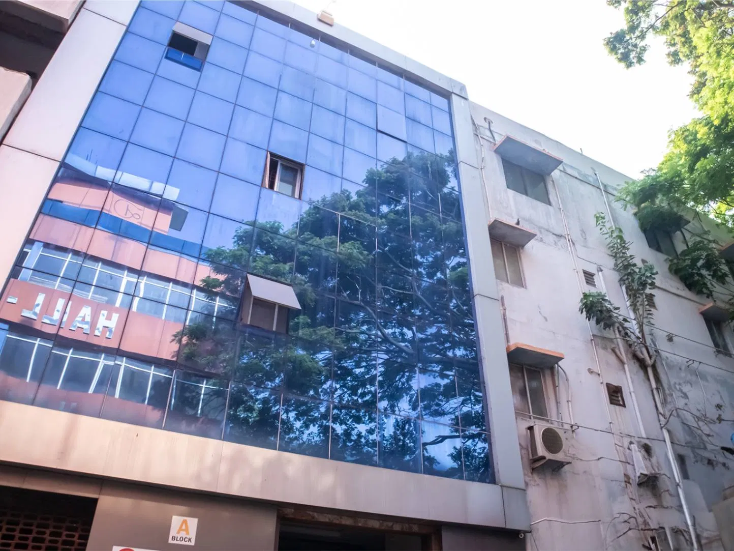 Hostels, PGs & Flats across major cities in India | Zolo